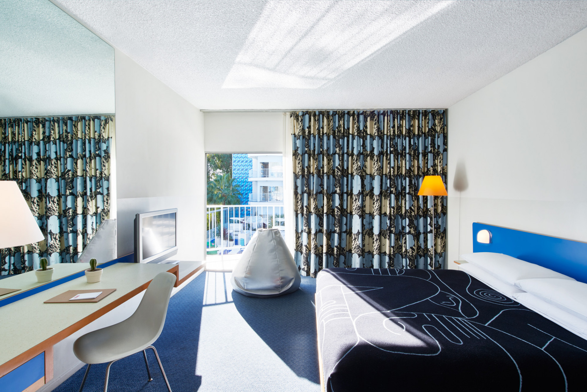 The Standard Hollywood (5) - Sansiri Blog